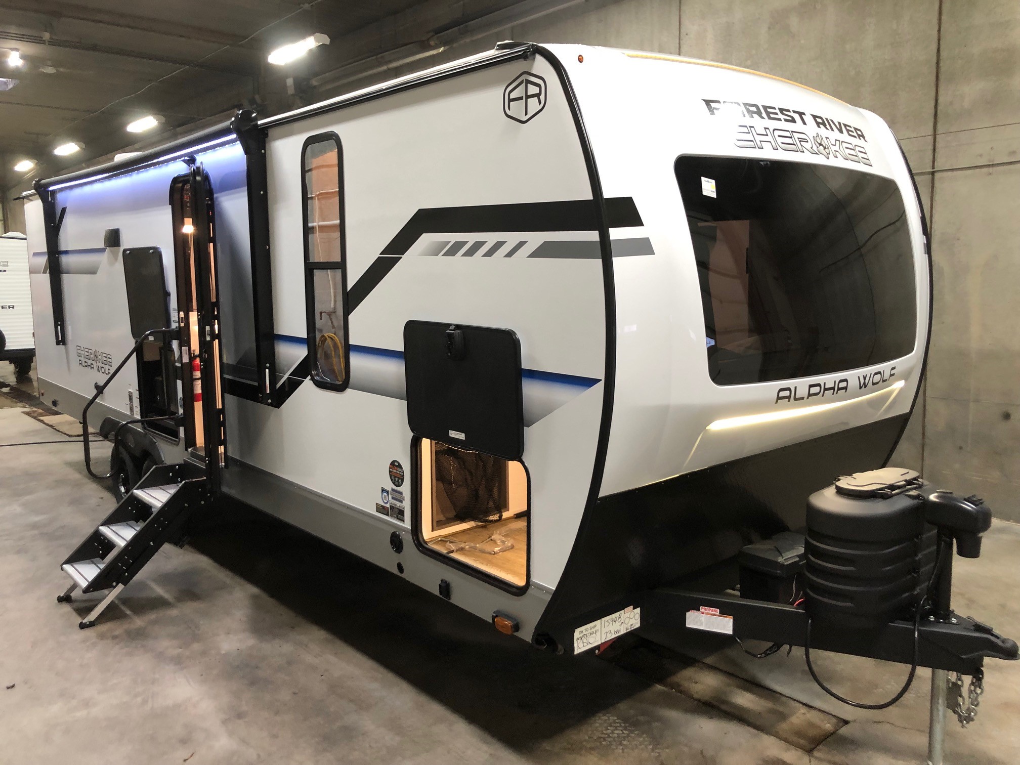 2025 Alpha Wolf Limited 23DBH-L Bunk Model Camper Trailer – Pik-A-Dilly ...