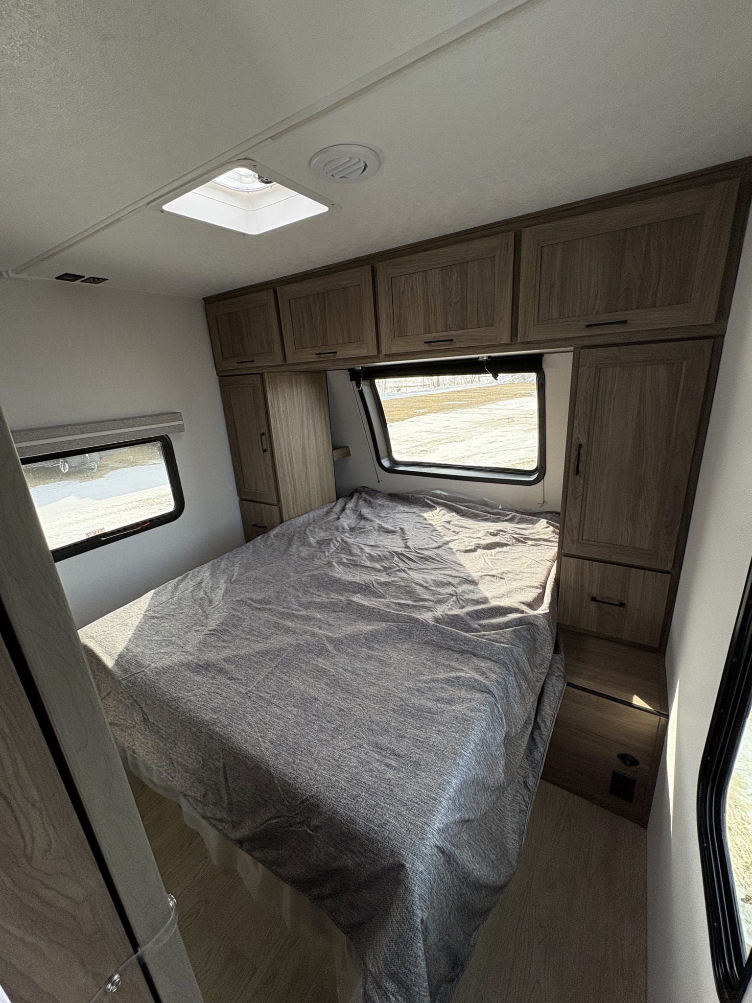 2025 Freedom Express Ultra Lite 274RKS Couples Camper Trailer – Pik-A ...