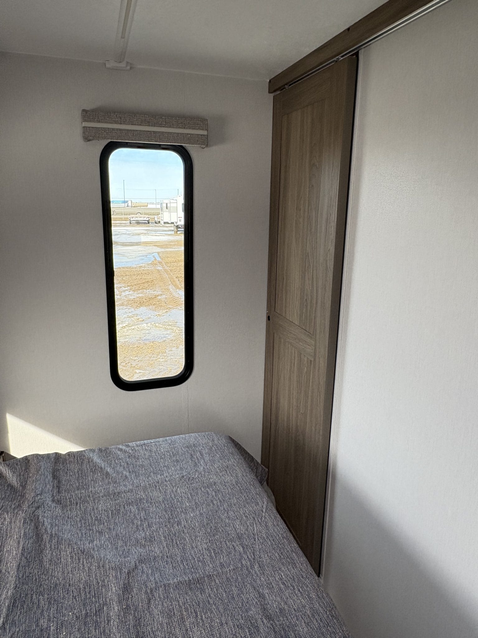 2025 Freedom Express Ultra Lite 274RKS Couples Camper Trailer – Pik-A ...