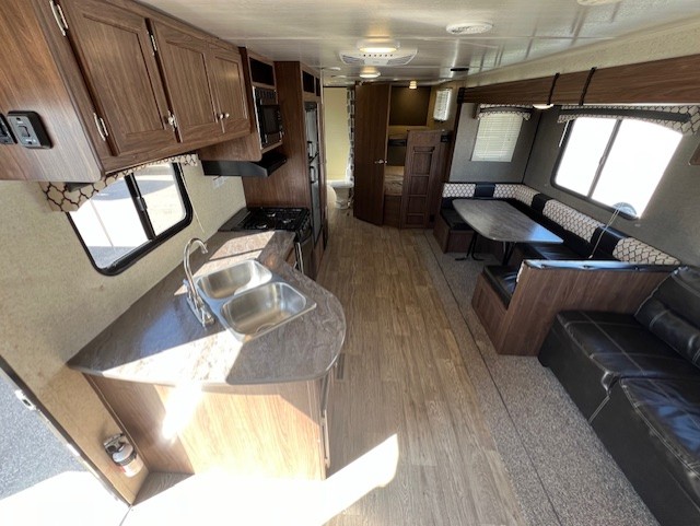 2018 Prowler Lynx 285LX Bunk Model Camper Trailer RV – Pik-A-Dilly ...