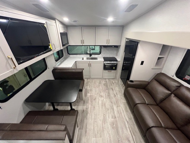 2026 Heartland Sundance XLT 24ML Lightweight Couples 5th Wheel Camper ...